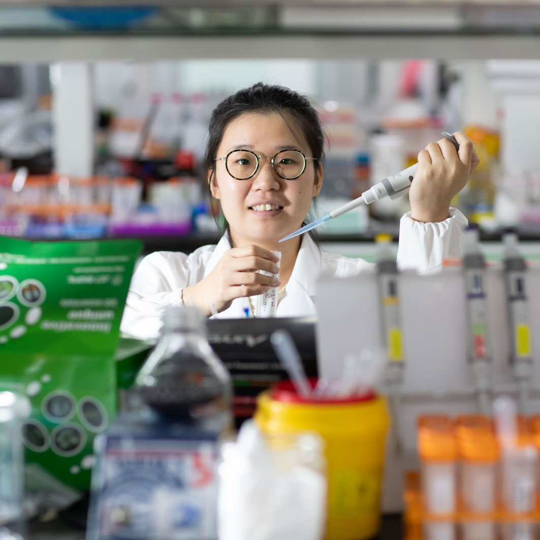 People | Protein Engineering and Protein Therapeutics Laboratory - Bobo ...